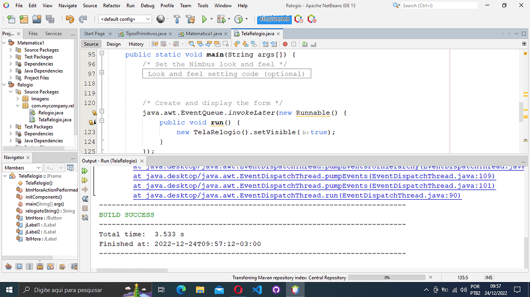 Netbeans não mostra a tela da interface gráfica na hora de executar o projeto - Java - GUJ